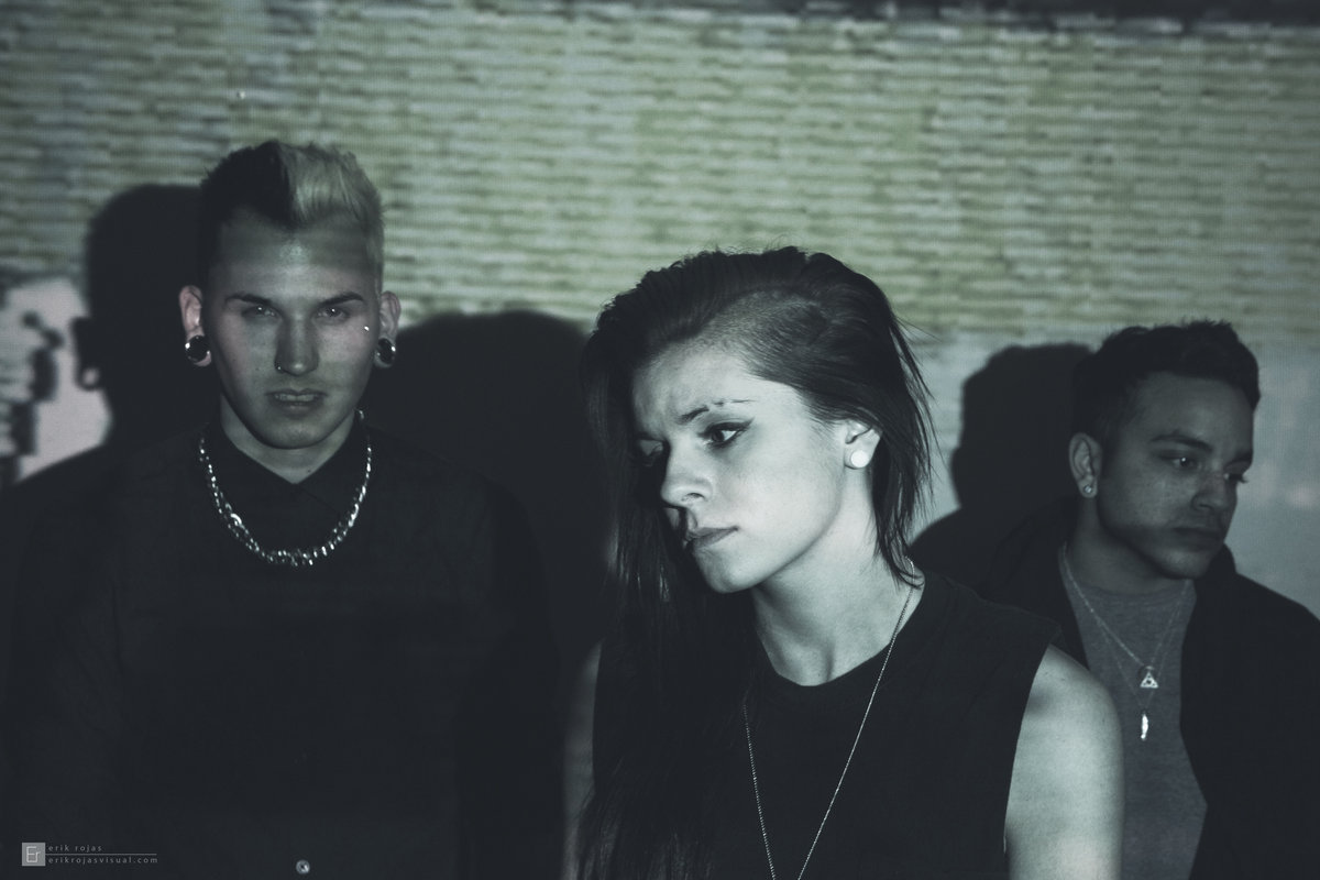 PVRIS - Debut Album "White Noise" Out Now (DONT SLEEP) | Kanye to The